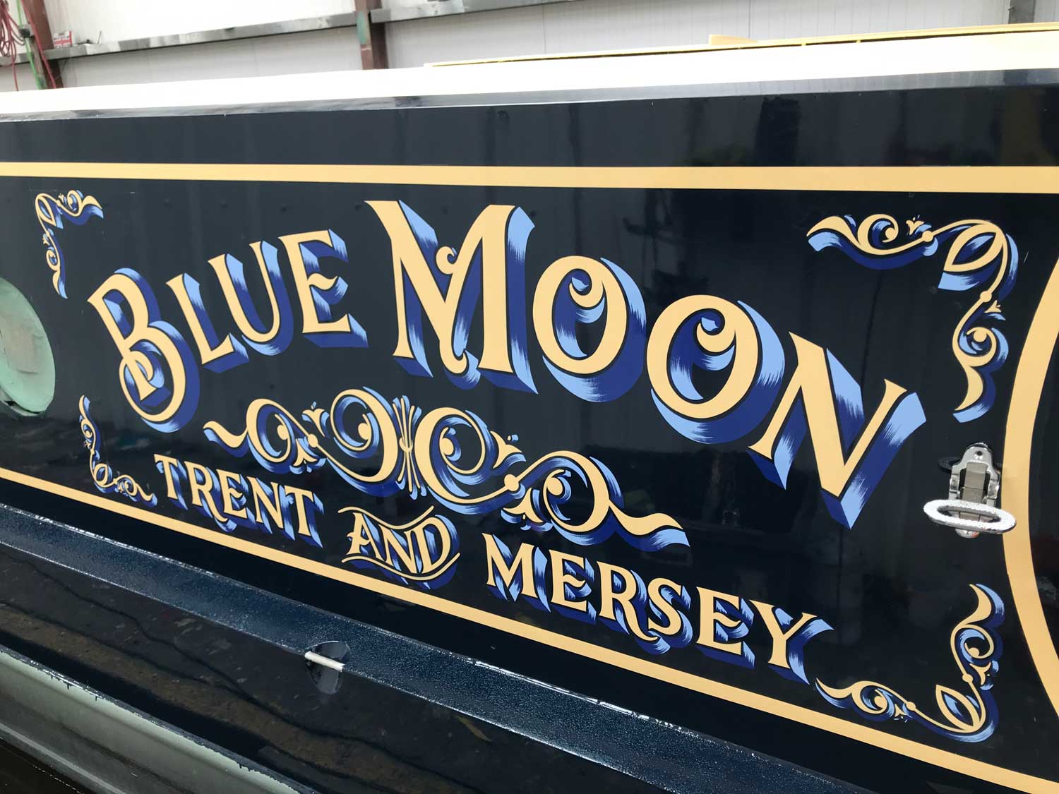 Norton Signs | Traditional Signwriter